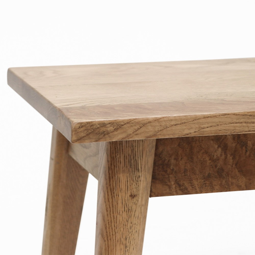 Vaasa Oak Bench – Thread Design