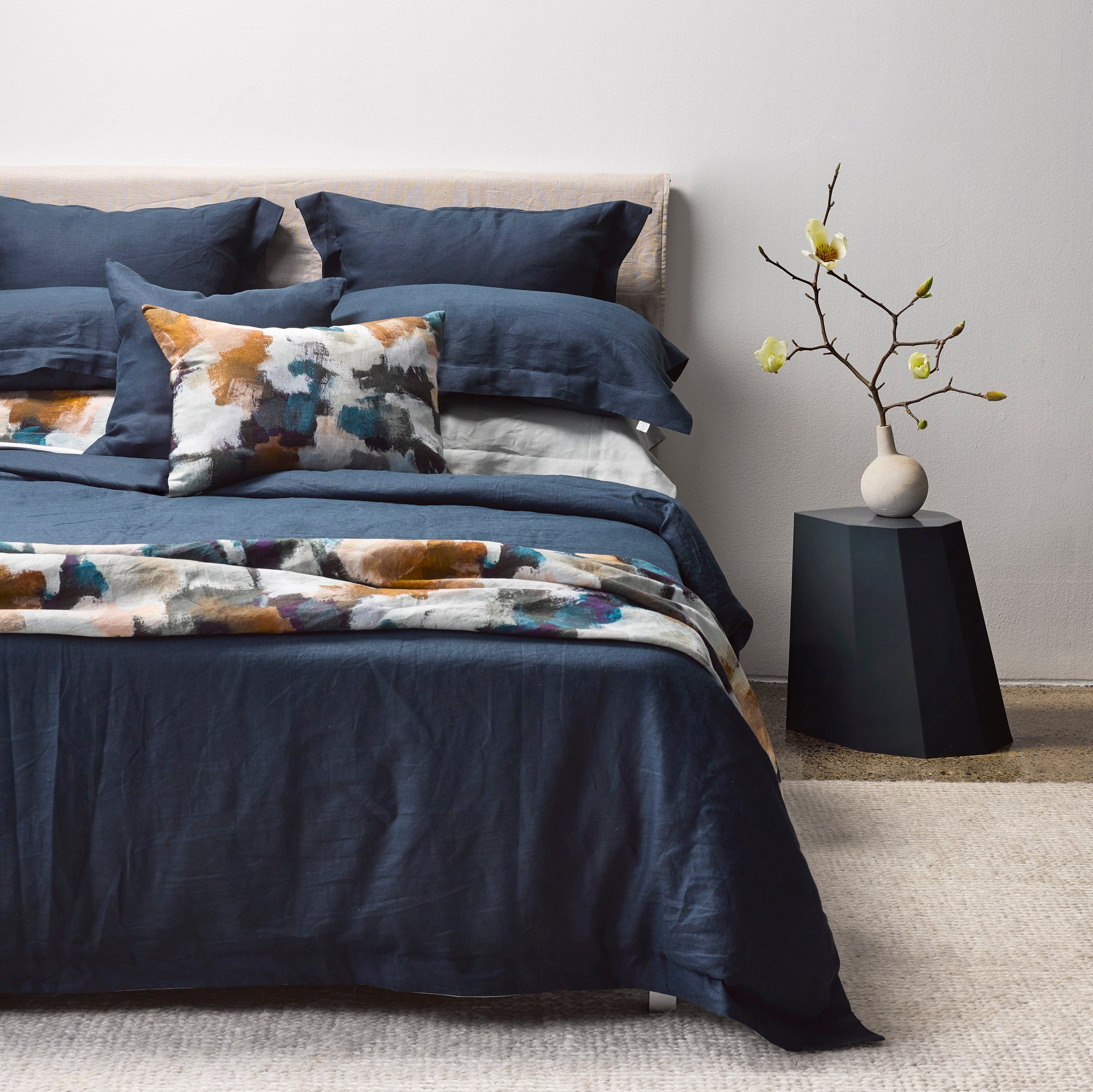 Thread Design Navy Linen Duvet Cover